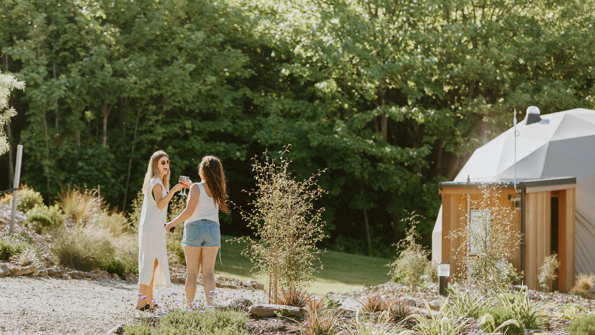 A Girls Trip to The Domes - Cross Hill